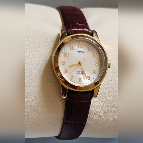 Timex | Accessories | Timex Indiglo Womens Watch Gold Tone Brown ...